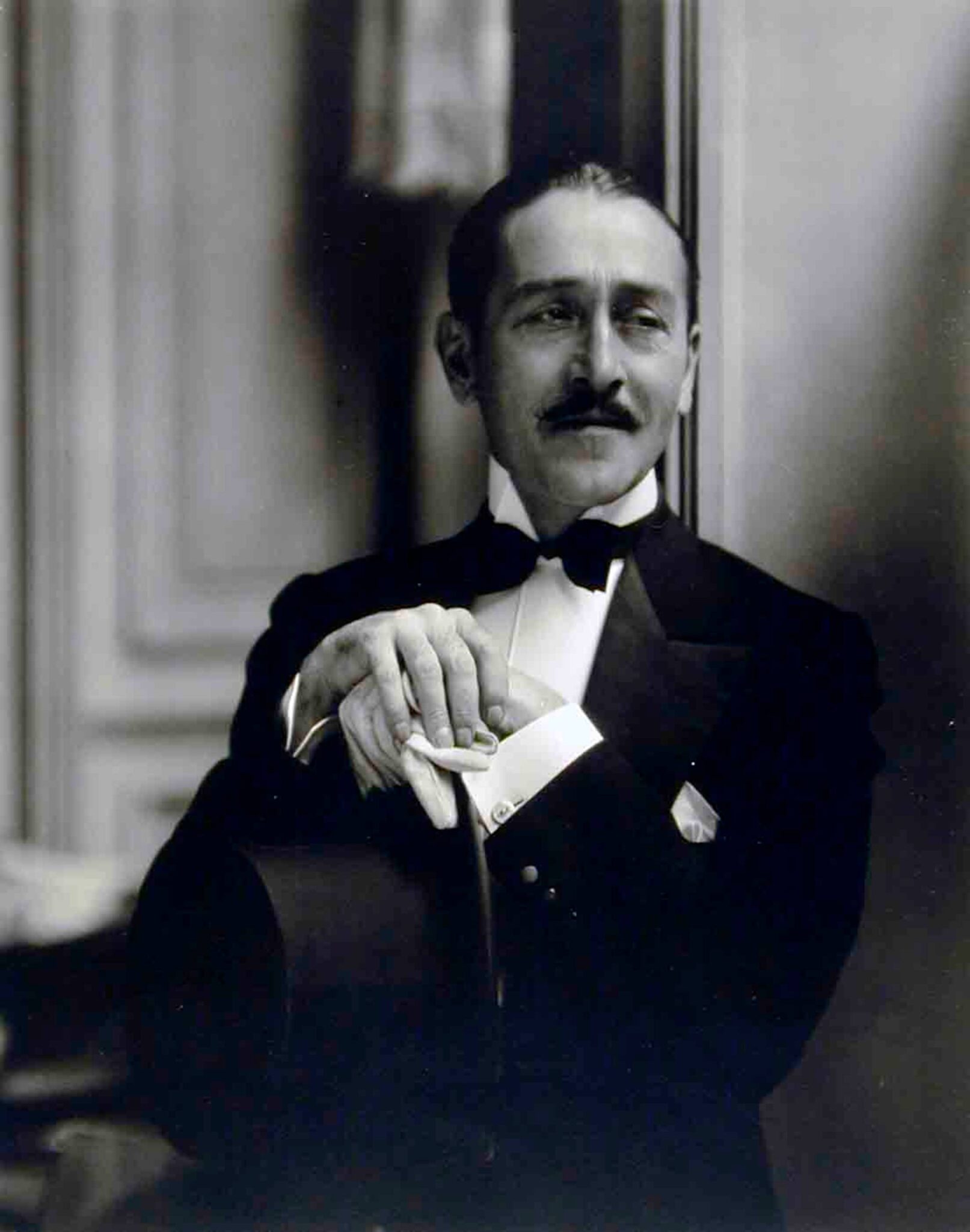 Edward Steichen, Sunday Night on 40th Street, New York, 1925, printed ...