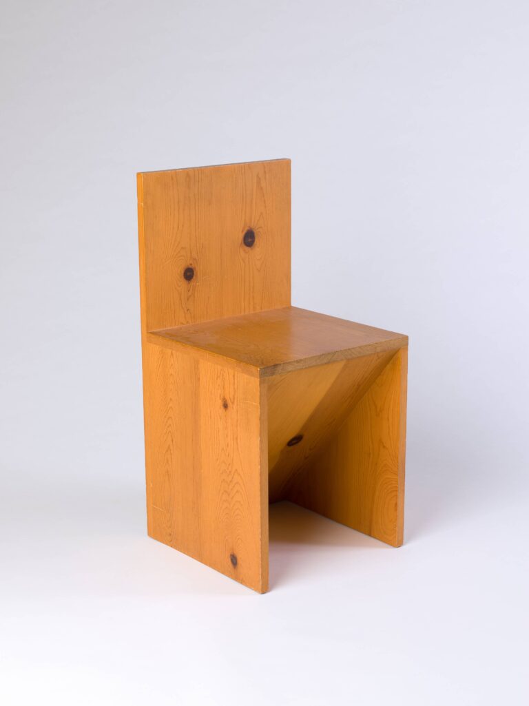 Donald Judd, Center Divider Chair 84, 1982, fabricated 1993 · SFMOMA