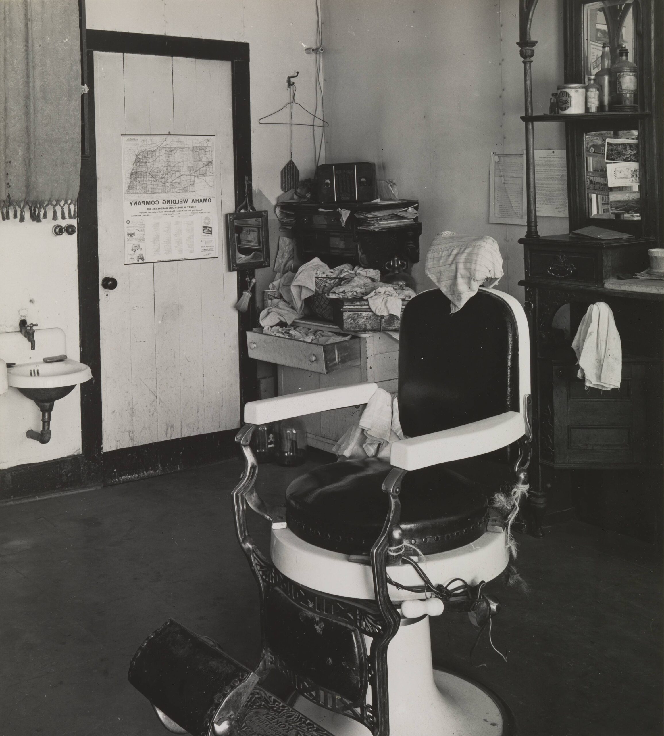 Wright Morris, Barber Shop, Weeping Water, Nebraska, 1947 · SFMOMA
