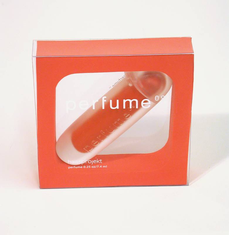 Yves Béhar/fuseproject, Perfume09 bottle, 2002 · SFMOMA