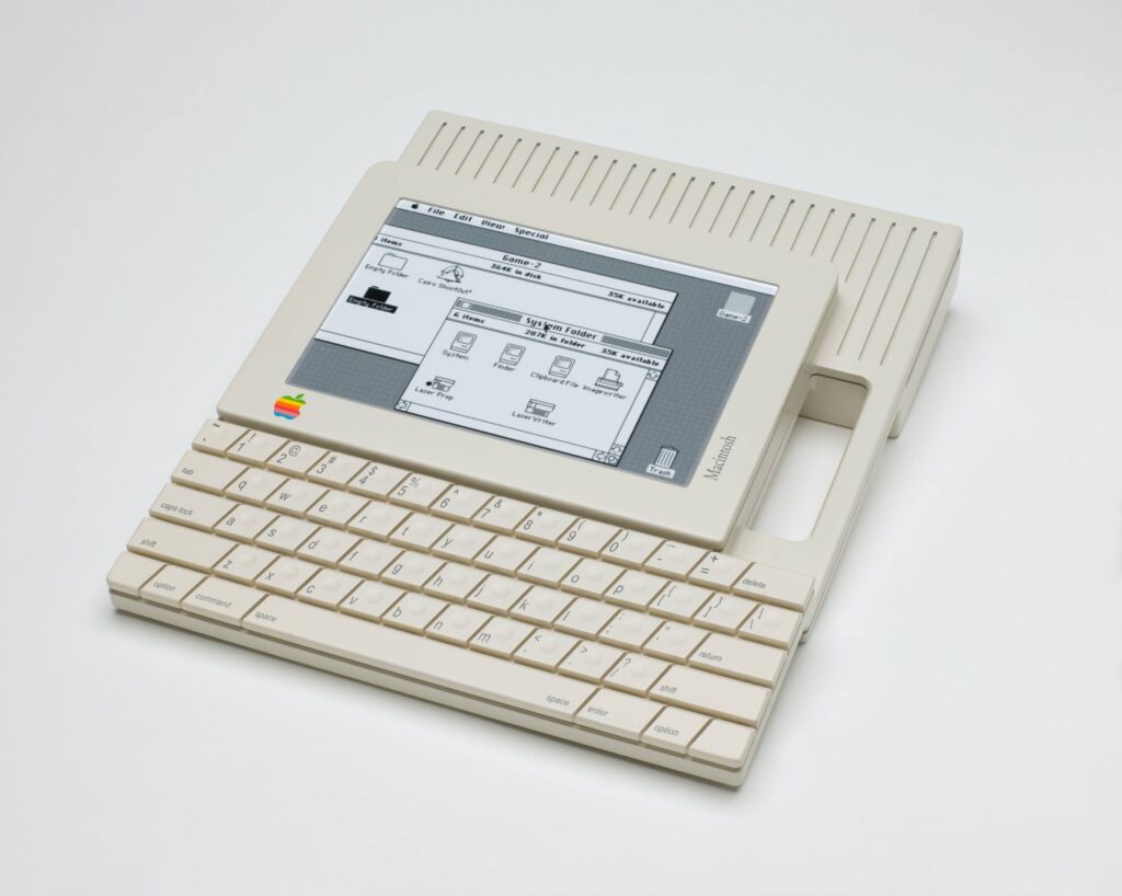 Hartmut Esslinger, Apple Macintosh touchscreen tablet prototype, 1984 ...