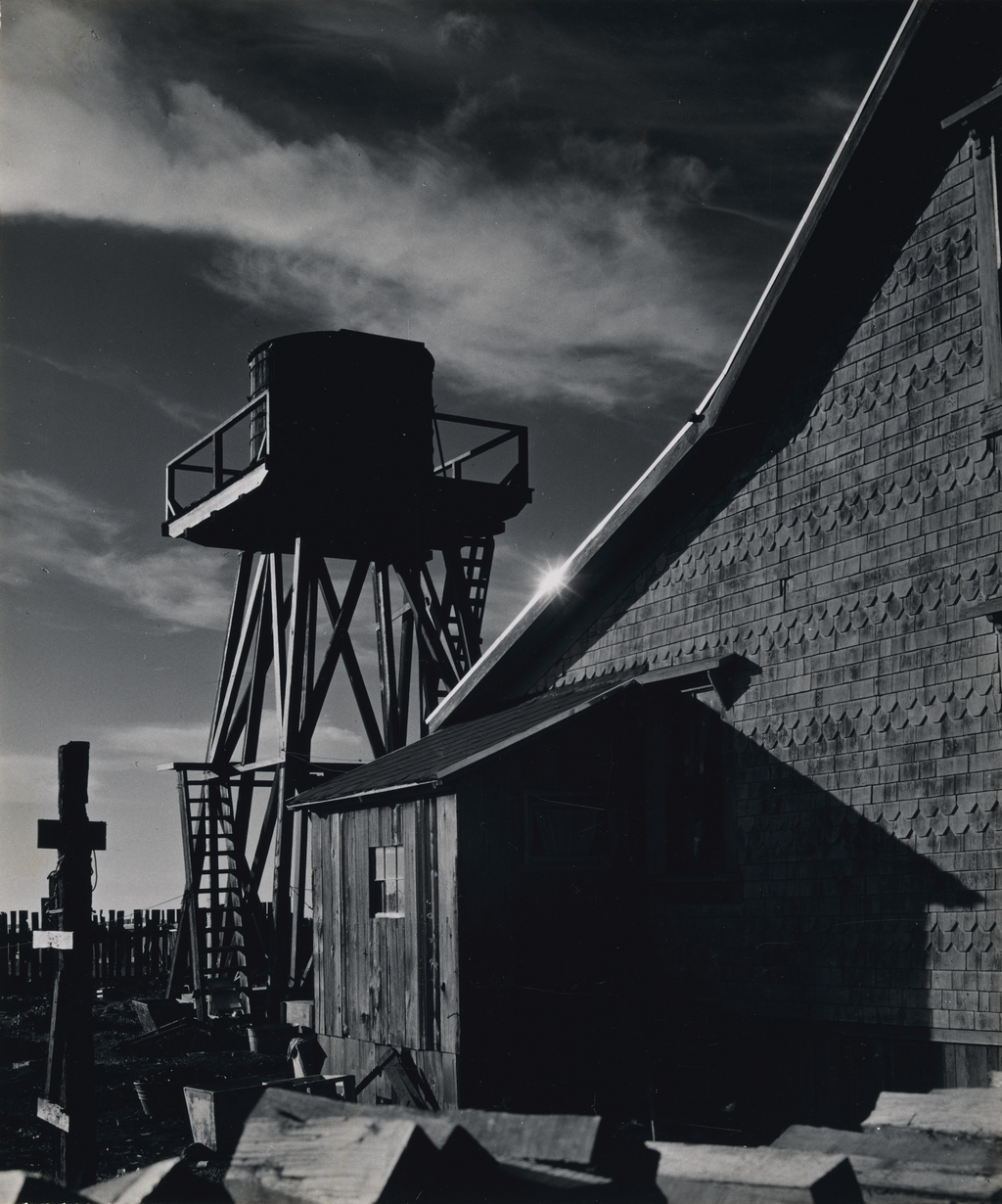 William R. Heick, Farm Water Tower and Barn, 1948 · SFMOMA