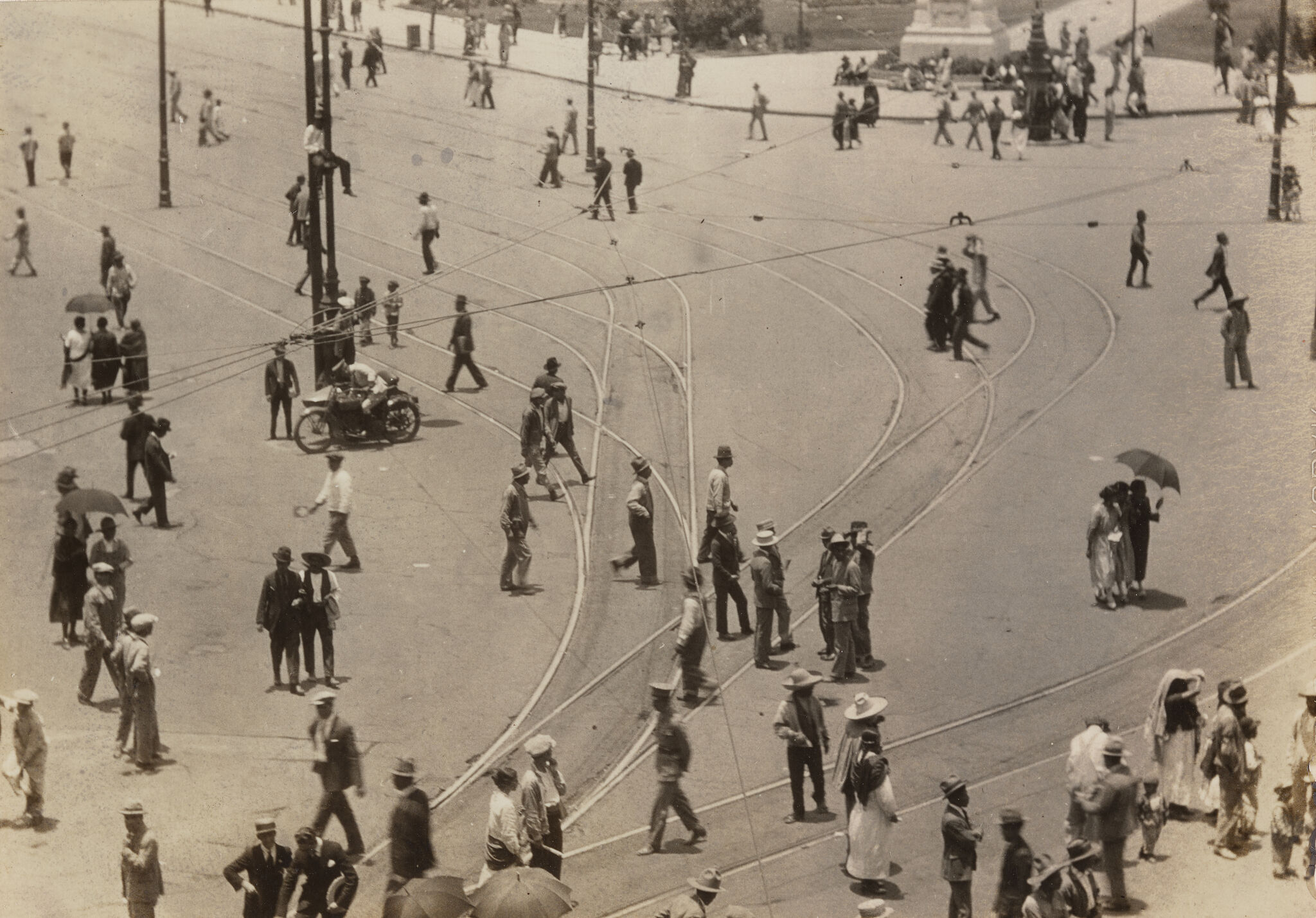 Tina Modotti, Zócalo (Mexico City Square), ca. 1926-1929 · SFMOMA